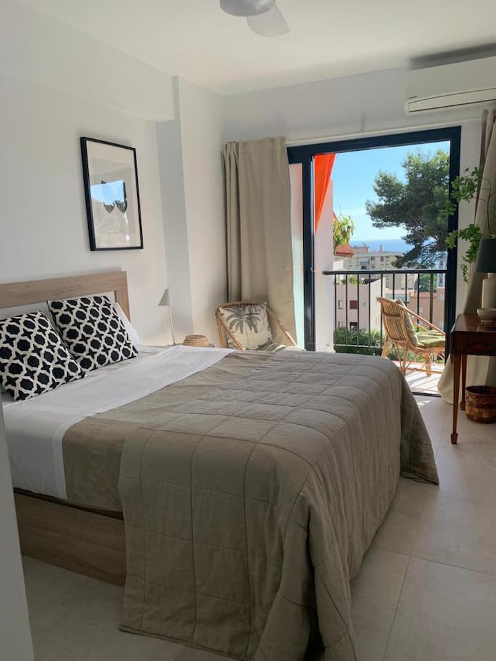 Charming Sea View Apartment Nearby Everything - Torremolinos