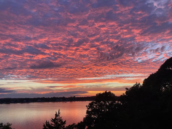 Charming Old Cape Cod - Eastham, MA