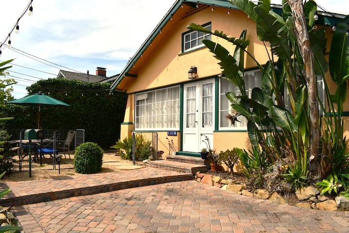 Charming Westside 2 Bedroom (No Extra Fees) - Santa Barbara, CA