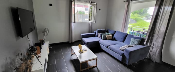 Maison Entre Campagne Et Ville - Guadeloupe