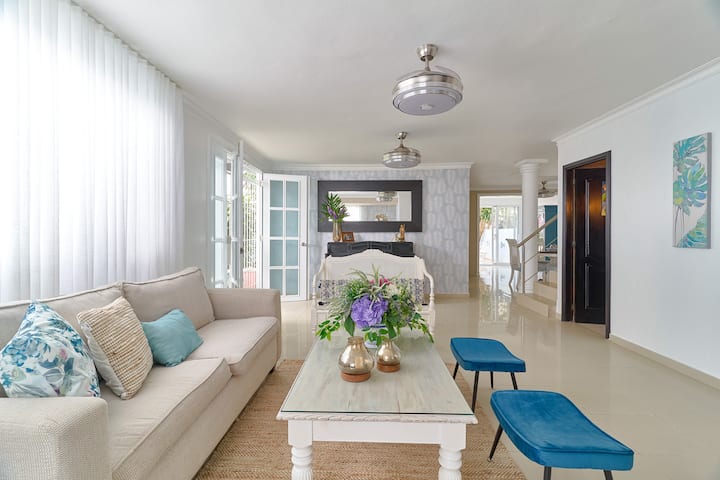 Casa Serena: Cozy, Modern, Spacious And Peaceful - Santo Domingo