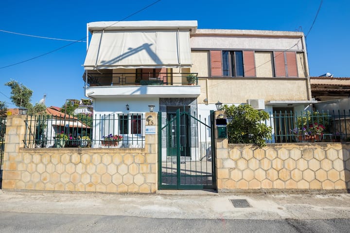 Angelo's Apartment - Kalamata