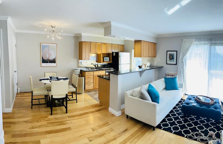 Elegant & Inspirational 2bd/2bth Central Boulder - Boulder, CO