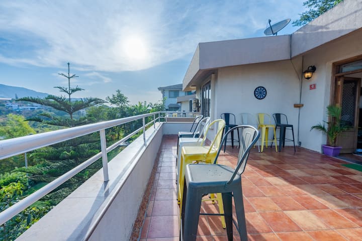 Par-x Mist View-villa 9b-private Pool + Lawn 4bhk - Lonavla