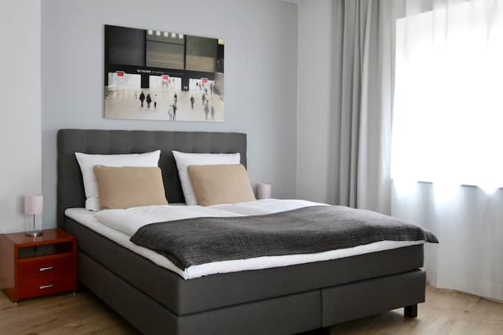 Gorgeous Apartment Near Venloerstraße - Cologne