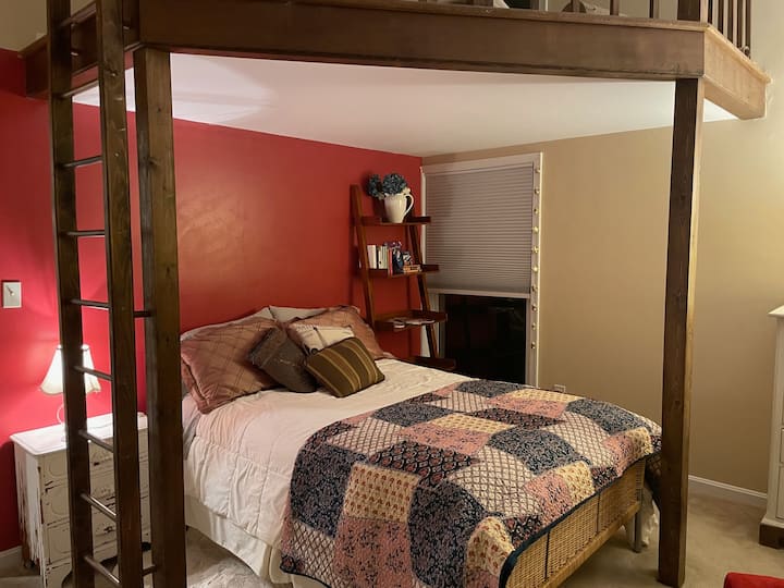 Loft Room At Heart Farm - Purcellville, VA
