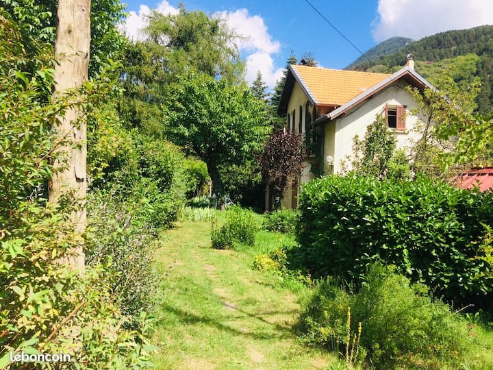 Gîte Dans Villa En Pleine Nature Proche Du Village - Lac du Boréon