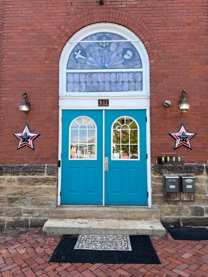 Schoolhouse Inn Suite 201 - Glendale Lake, PA