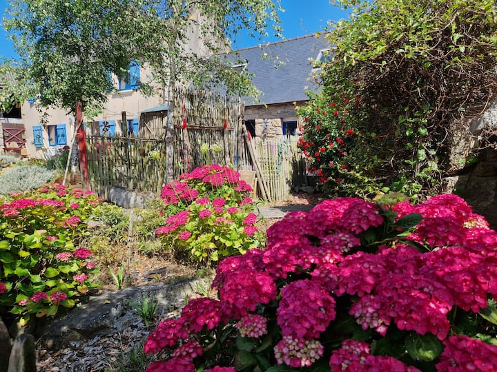 Gite Du 8 Kernezoc Au Bout Du Monde En Iroise - Porspoder