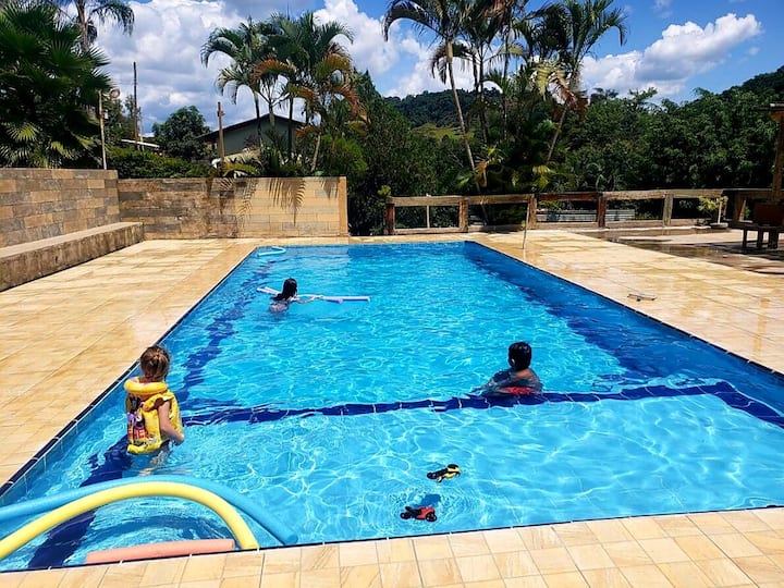 Aluga-se Chácara Em Lindóia ! Ambiente Tranquilo! - Águas de Lindoia