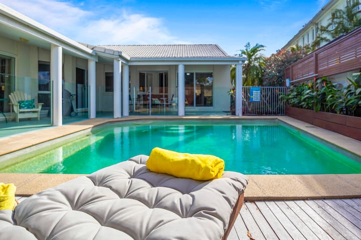 Divine Woodlark Beach House - Pet Welcome - Noosa Shire