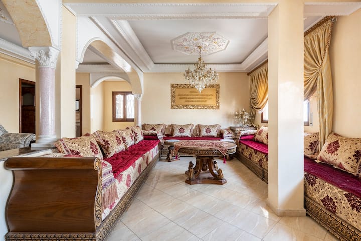 Females Only Rich Moroccan Culture And Hospitality - Tanger