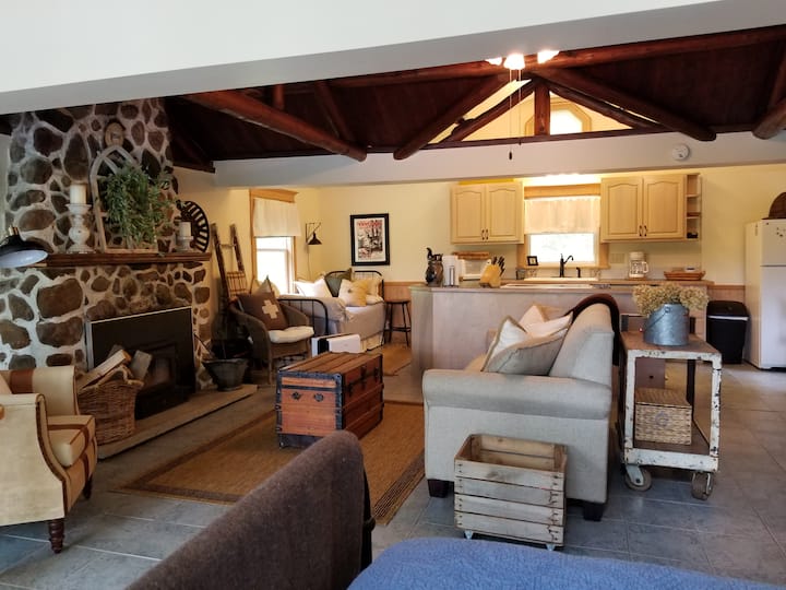 Spring Lake Cabin - Cabins for Rent in Iron Mountain, Michigan, United ...