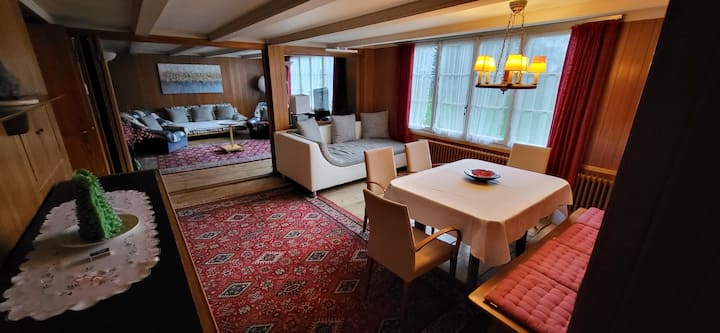 Cosy Traditional Swiss Chalet - Grindelwald