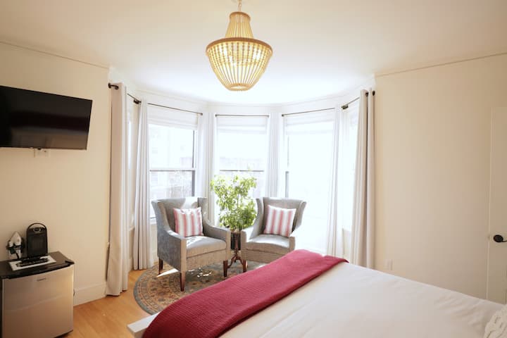 Skolfield Inn | Parking | Self-check-in | Garden 2 - Portland, ME
