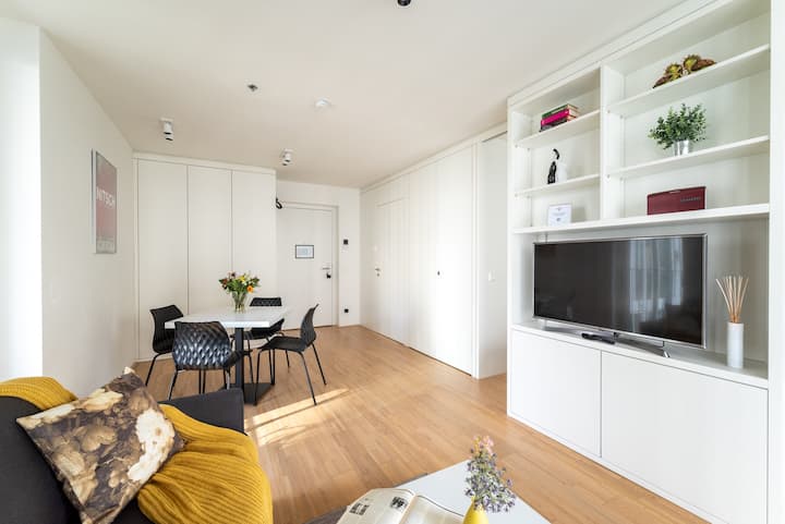 Hm | Smart Studio With Terrace - Vienna