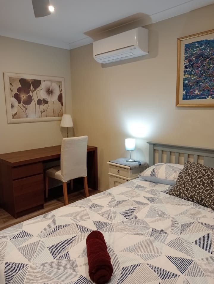 The Fairway Single Bed Apartment - Perth