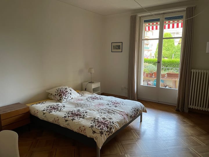 Chambre à Deux Pas Du Lac. - Lausanne