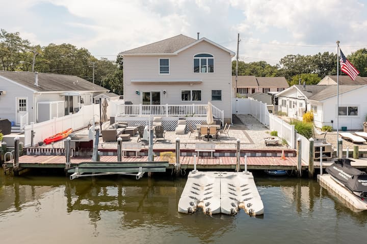 House On The Lagoon - Barnegat Light, NJ