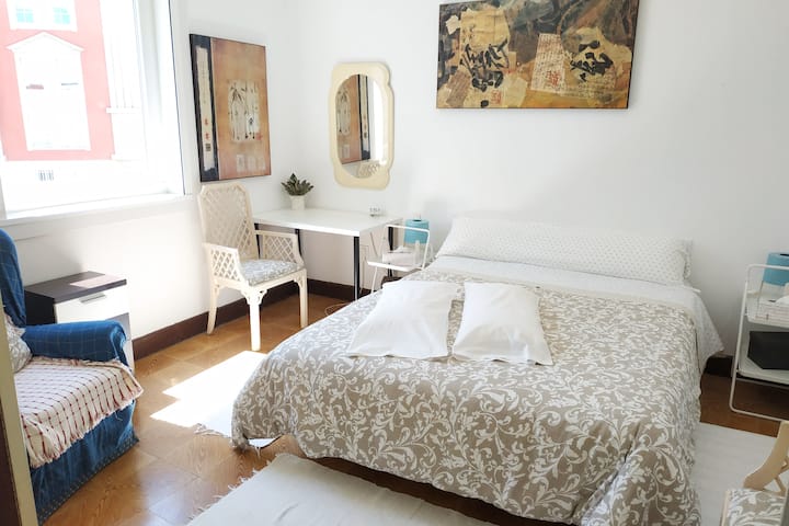 Calle Pino 110, 3° Piso. Apartamento 1 Habitación - Vigo