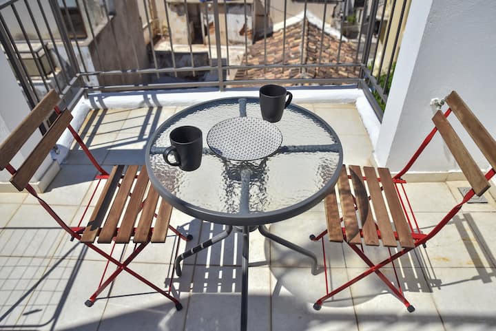 Central Studio Flat On The 4th Floor With Balcony - 헤라클리온