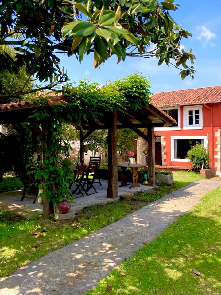 Garden House, Solinde's Mill : Rural Lounge - Comillas