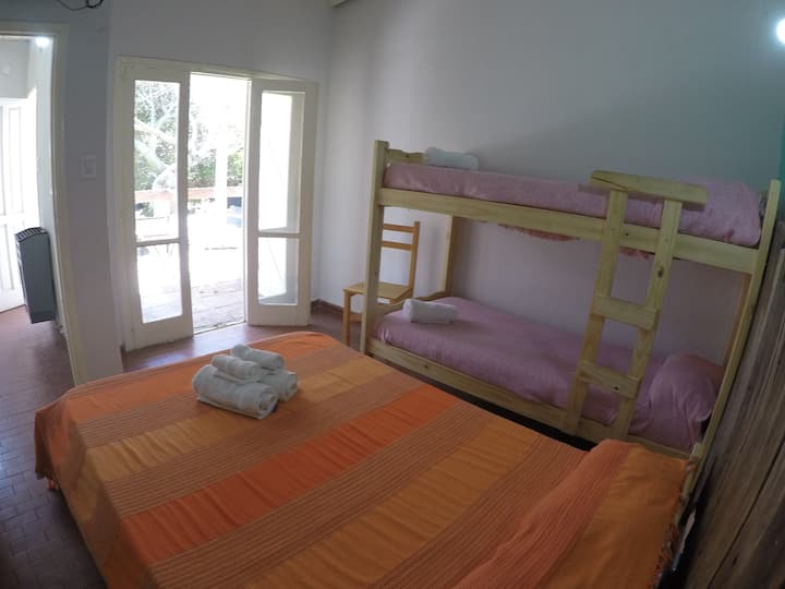 Bungalow X4 A Pasos Del Mar. Ideal Familias Amigos - Necochea