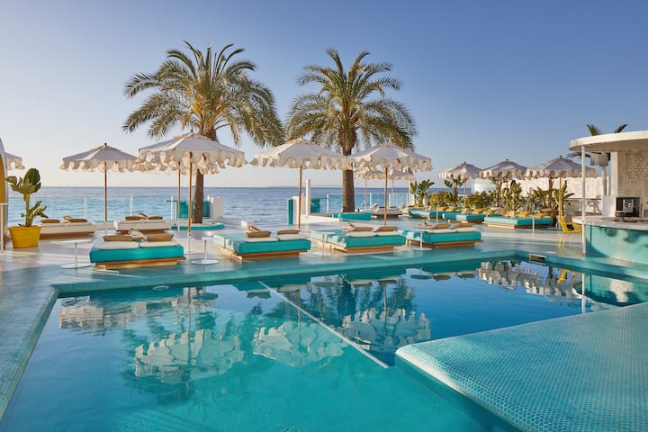 Suite En Dorado Ibiza Para 2 Pax Playa D'en Bossa - Ibiza