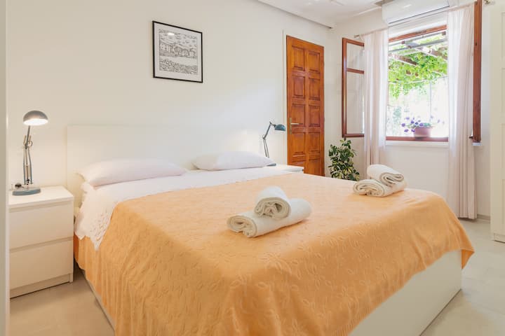 Bright And Light Soothing Studio Next To Beach ! - Dubrovnik