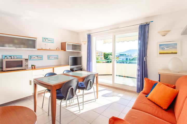 2 Mn Plage / Clim / Vue Dégagée / Calme / Home - ibis budget Nice Californie Lenval