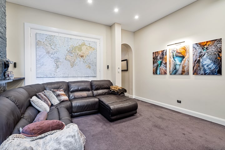 Huge Double Bedroom With Cinema In The City Centre - Sydney