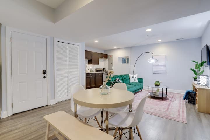 Rfk 1 Bdrm Garden Level Guest Suite W/free Parking - Largo, MD