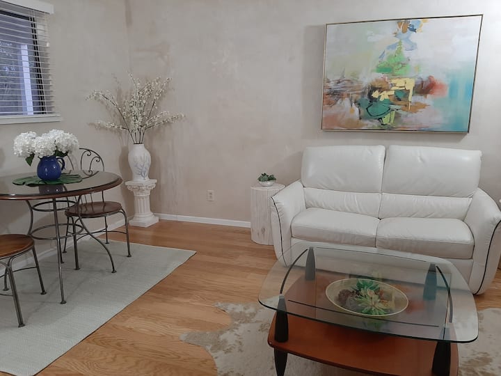 Private Space Near Historic Museum Hill - Santa Fe, NM