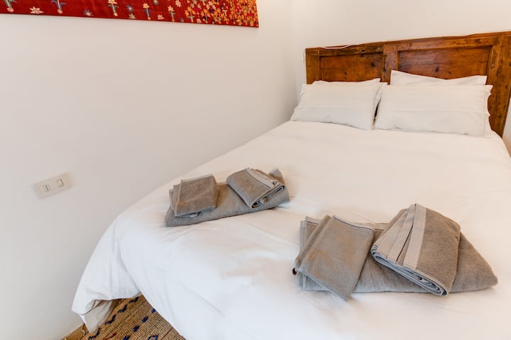 Tana Del Borgo, Chambre Avec Saille De Bain & Cour - Rimini