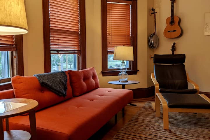 Garden Apartment In Northampton - Black Birch Vineyard, North Hatfield