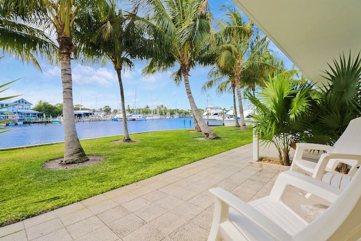 Sailfish Suites 5 - Waterfront Lodging - Hobe Sound, FL