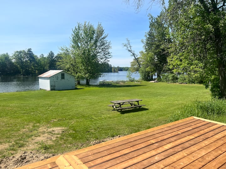 Sydenham Lake Cottage Rental - Kingston, Canada