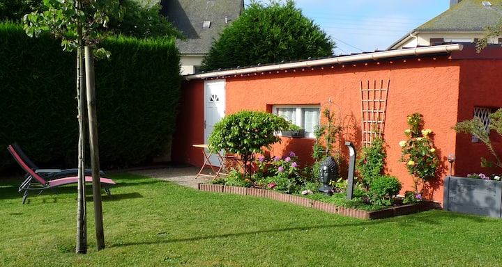 Chambre Et Sdb. Logement Indépendant Dans  Jardin - Dinard