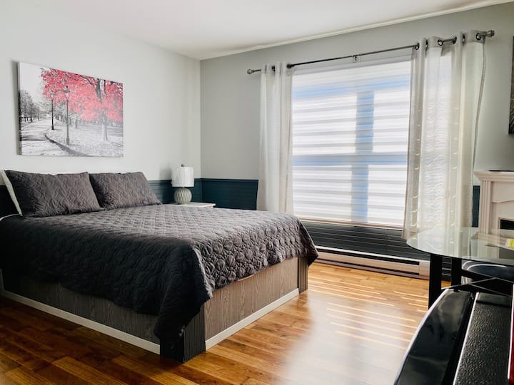 Room #1 W. Private Bathroom - Corner Brook
