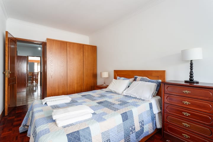 Apartamento Em "Massamá 5 - Shopping" - Oeiras