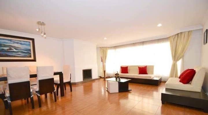 Hermoso Apartamento En El Chico Central Y Cómodo - Bogotá