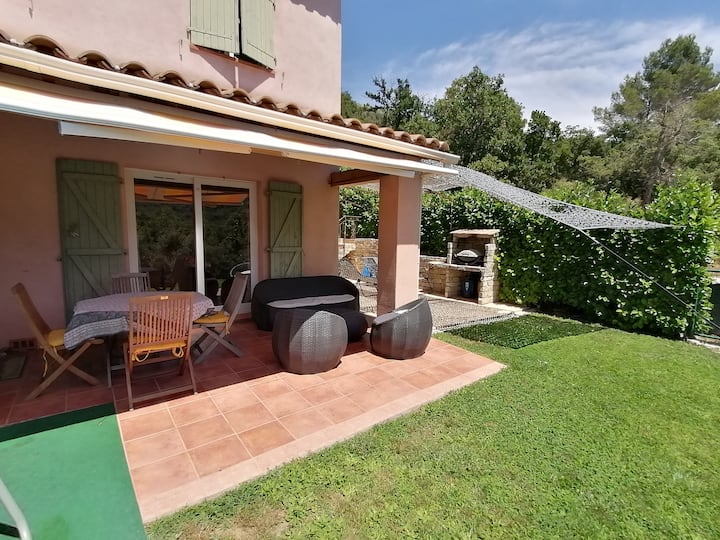 Maison Au Calme Trois Chambres - Montauroux