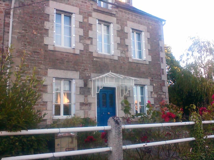 Maison De Vacances Bretonne. - Miniac-Morvan