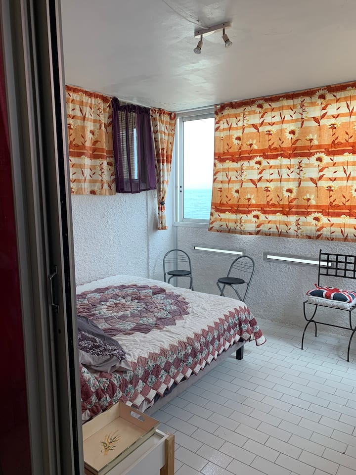 Frontdemerbeau Studio Confort,testez Le Naturisme - Leucate