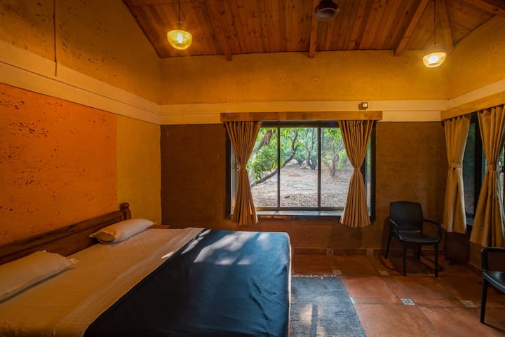 Amaryog Nivas - Dapoli