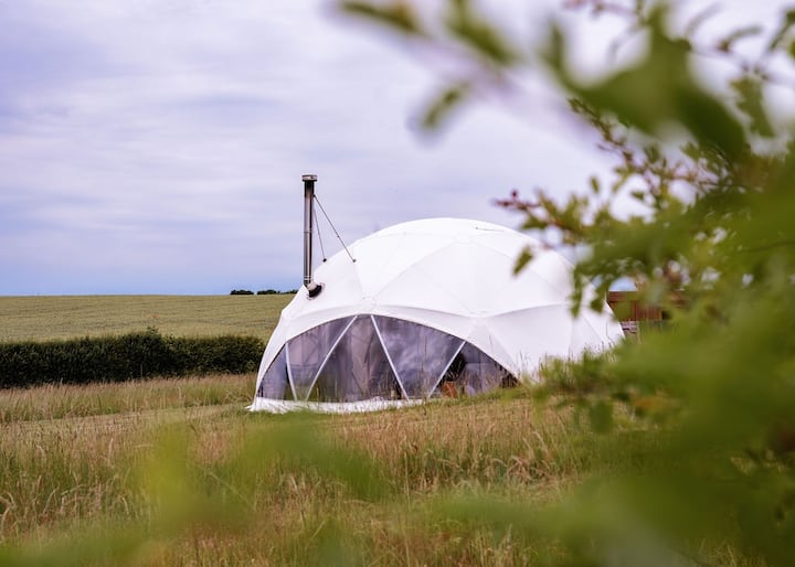 In The Stix (Dome 1 Greetham) - Rutland