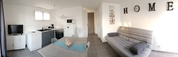 Appart¹  2* éToiles - Rdc-terrasse-parking Privé - Saujon