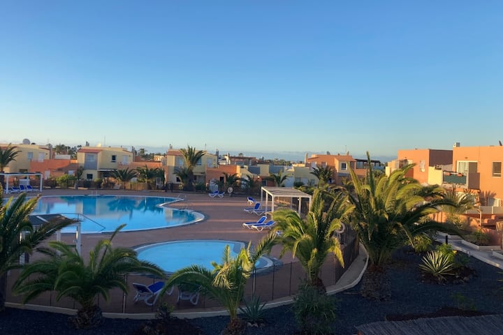 Casa Lina: Cozy Stay With 2 Terraces & Pool - Fuerteventura