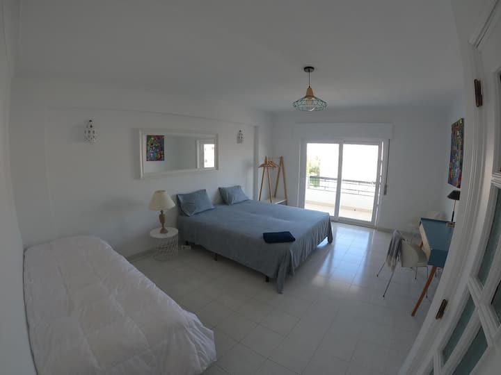 Room W/terrace-near Beach & Centre - Lagos