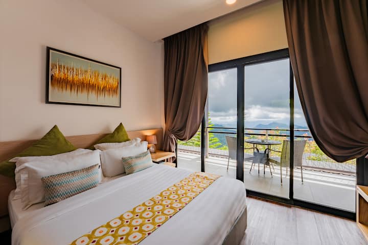 Sig Deluxe (Vly Wing) @ Mountain Valley Resort - Kundasang